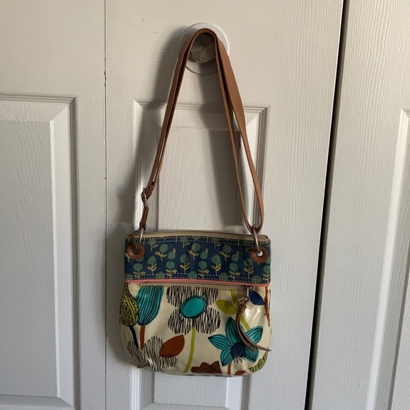 Fossil | Bags | Fossil Key Per Coated Canvas Floral Crossbody Bag ...